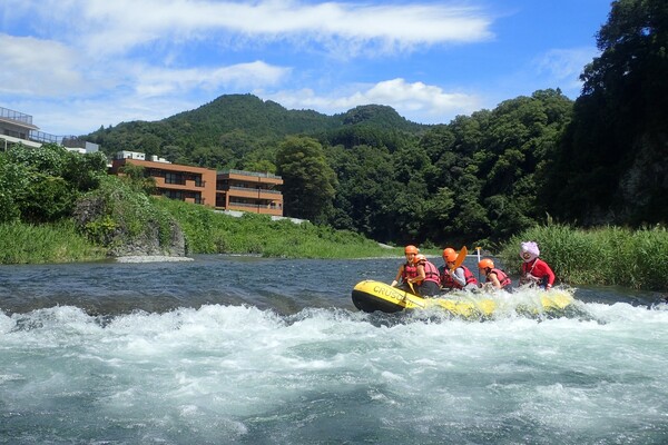 [Okutama] Leisurely rafting daytime tour - WAmazing Play